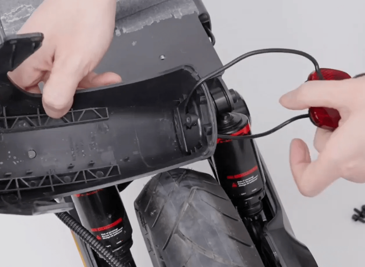 Segway Ninebot Max G3 Rear Light Replacement